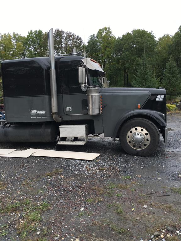 1998 freightliner classic 132